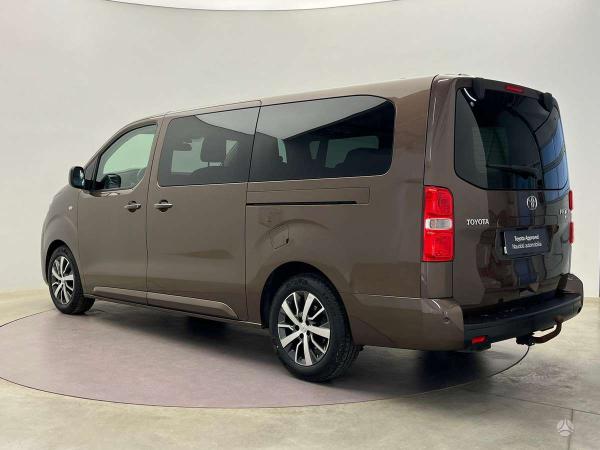 Brūns Toyota proace-verso 2021 Panevēža, ar dzinēja tilpumu 2.00 L un nobraukumu 145 tūkst. km par 30990 €, foto 6 vietnē AUTOMOTO.COM.LV