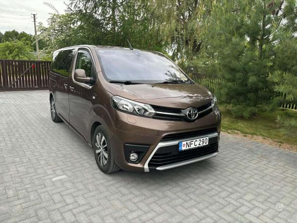 Коричневый Тойота Proace Verso 2022 в Паневежис, объемом двигателя 0.20 л и пробегом 67 тыс. км за 32500 €, фото 1 на AUTOMOTO.COM.LV