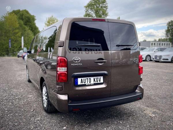 Brown Toyota proace-verso 2018 in Vilnius, with an engine capacity of 2.00 L and mileage of 114 thousand km for 24499 €, photo 4 on AUTOMOTO.COM.LV