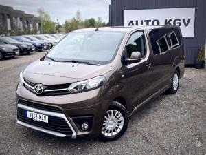 Brūns Toyota proace-verso 2018 Viļņa, ar dzinēja tilpumu 2.00 L un nobraukumu 114 tūkst. km par 24499 €, foto  vietnē AUTOMOTO.COM.LV