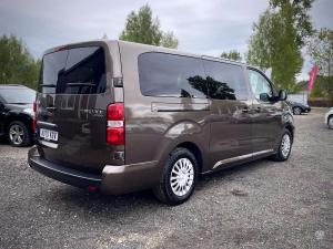 Brūns Toyota proace-verso 2018 Viļņa, ar dzinēja tilpumu 2.00 L un nobraukumu 114 tūkst. km par 24499 €, foto 6 vietnē AUTOMOTO.COM.LV