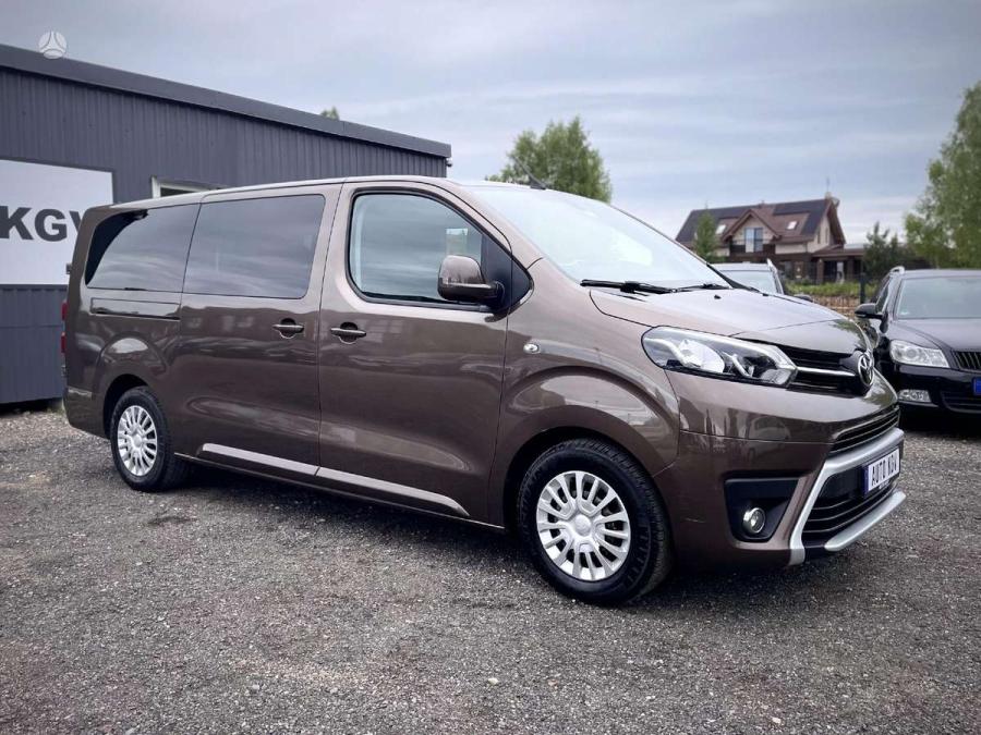 Brūns Toyota proace-verso 2018 Viļņa, ar dzinēja tilpumu 2.00 L un nobraukumu 114 tūkst. km par 24499 €, foto 7 vietnē AUTOMOTO.COM.LV