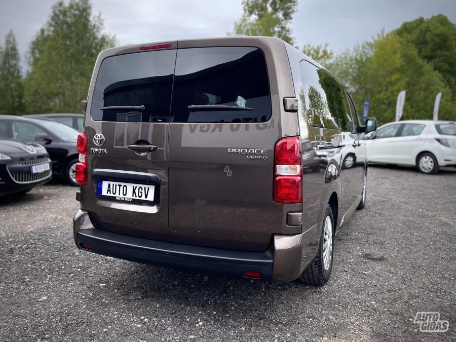 Brūns Toyota proace-verso 2018 Viļņa, ar dzinēja tilpumu 2.00 L un nobraukumu 114 tūkst. km par 19999 €, foto 5 vietnē AUTOMOTO.COM.LV