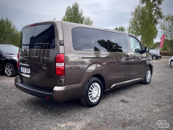 Brown Toyota proace-verso 2018 in Vilnius, with an engine capacity of 2.00 L and mileage of 114 thousand km for 19999 €, photo 6 on AUTOMOTO.COM.LV