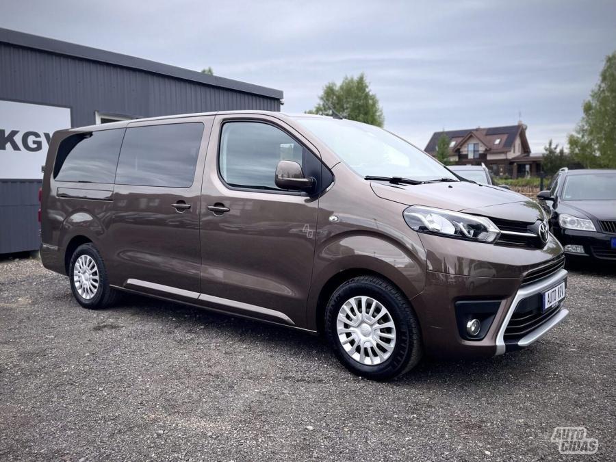 Brūns Toyota proace-verso 2018 Viļņa, ar dzinēja tilpumu 2.00 L un nobraukumu 114 tūkst. km par 19999 €, foto 7 vietnē AUTOMOTO.COM.LV