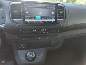 Brown Toyota proace-verso 2018 in Siauliai, with an engine capacity of 1.60 L and mileage of 195 thousand km for 13600 €, photo 8 on AUTOMOTO.COM.LV
