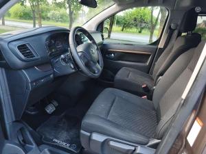 Brown Toyota proace-verso 2018 in Siauliai, with an engine capacity of 1.60 L and mileage of 195 thousand km for 13600 €, photo 21 on AUTOMOTO.COM.LV