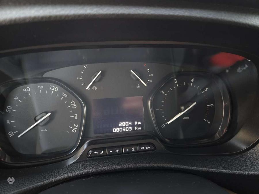 Brūns Toyota proace-verso 2023 Viļņa, ar dzinēja tilpumu 2.00 L un nobraukumu 80 tūkst. km par 31000 €, foto 8 vietnē AUTOMOTO.COM.LV