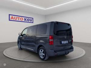 Pelēks Toyota proace-verso 2019 Kauņa, ar dzinēja tilpumu 2.00 L un nobraukumu 93 tūkst. km par 19999 €, foto 3 vietnē AUTOMOTO.COM.LV