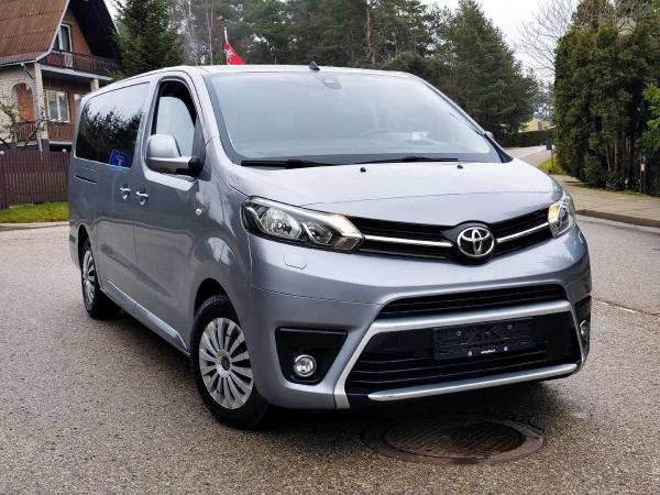 Grey Toyota proace-verso 2020 in Anyksciai, with an engine capacity of 2.00 L and mileage of 290 thousand km for 16350 €, photo 1 on AUTOMOTO.COM.LV