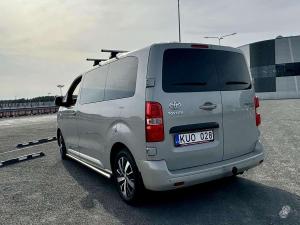 Grey Toyota proace-verso 2019 in Vilnius, with an engine capacity of 2.00 L and mileage of 166 thousand km for 22000 €, photo 8 on AUTOMOTO.COM.LV