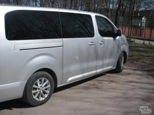 Pelēks Toyota proace-verso 2019 Viļņa, ar dzinēja tilpumu 2.00 L un nobraukumu 154 tūkst. km par 19990 €, foto 6 vietnē AUTOMOTO.COM.LV