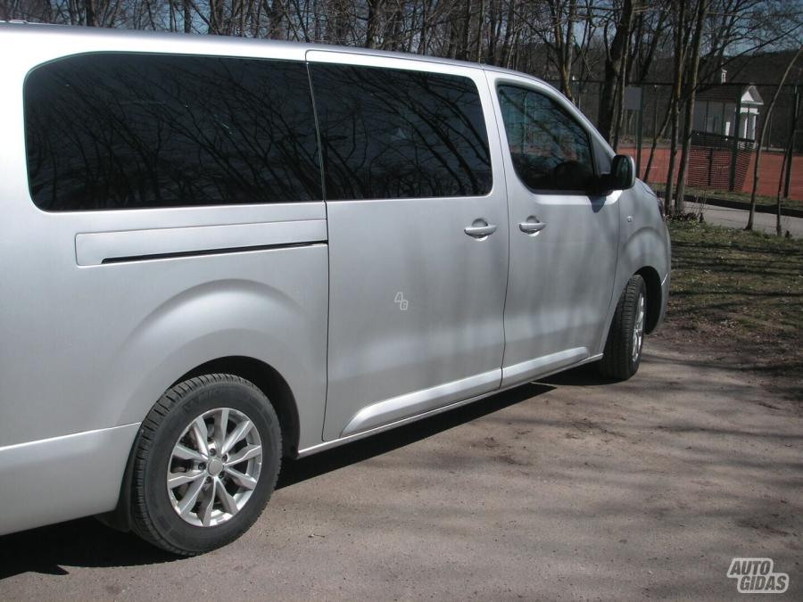 Grey Toyota proace-verso 2019 in Vilnius, with an engine capacity of 2.00 L and mileage of 154 thousand km for 19990 €, photo 6 on AUTOMOTO.COM.LV