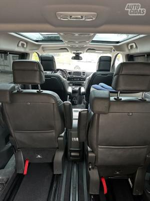 Grey Toyota proace-verso 2019 in Vilnius, with an engine capacity of 2.00 L and mileage of 260 thousand km for 20600 €, photo 21 on AUTOMOTO.COM.LV