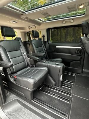 Grey Toyota proace-verso 2019 in Vilnius, with an engine capacity of 2.00 L and mileage of 260 thousand km for 20600 €, photo 22 on AUTOMOTO.COM.LV