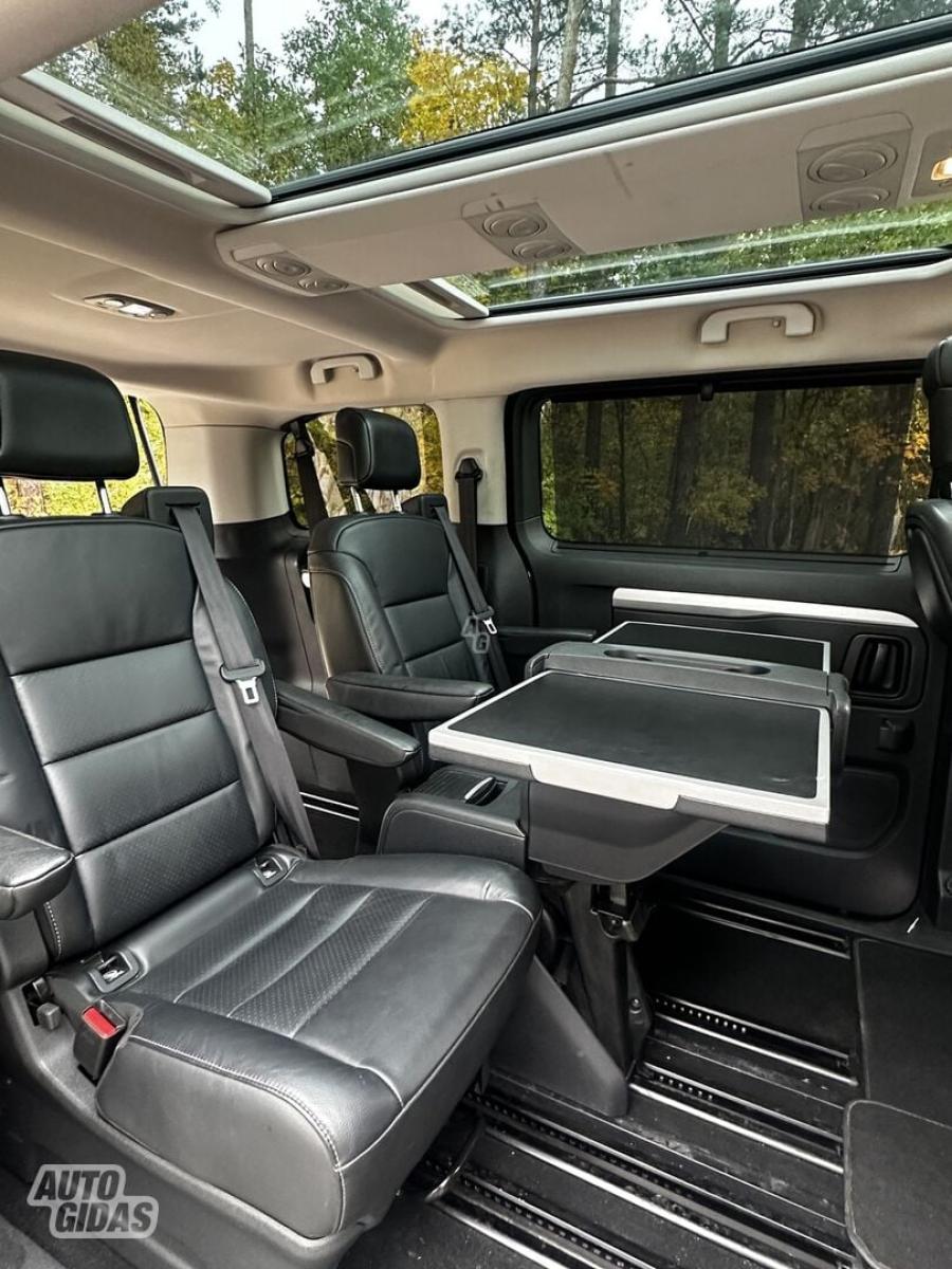 Grey Toyota proace-verso 2019 in Vilnius, with an engine capacity of 2.00 L and mileage of 260 thousand km for 20600 €, photo 23 on AUTOMOTO.COM.LV