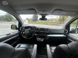 Grey Toyota proace-verso 2019 in Vilnius, with an engine capacity of 2.00 L and mileage of 260 thousand km for 20600 €, photo 26 on AUTOMOTO.COM.LV