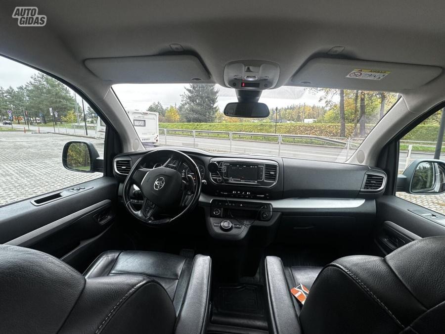 Grey Toyota proace-verso 2019 in Vilnius, with an engine capacity of 2.00 L and mileage of 260 thousand km for 20600 €, photo 26 on AUTOMOTO.COM.LV