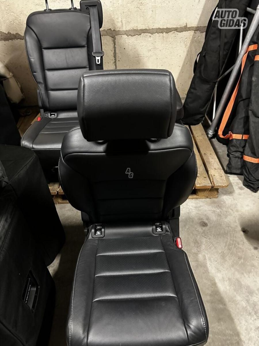 Grey Toyota proace-verso 2019 in Vilnius, with an engine capacity of 2.00 L and mileage of 260 thousand km for 20600 €, photo 30 on AUTOMOTO.COM.LV