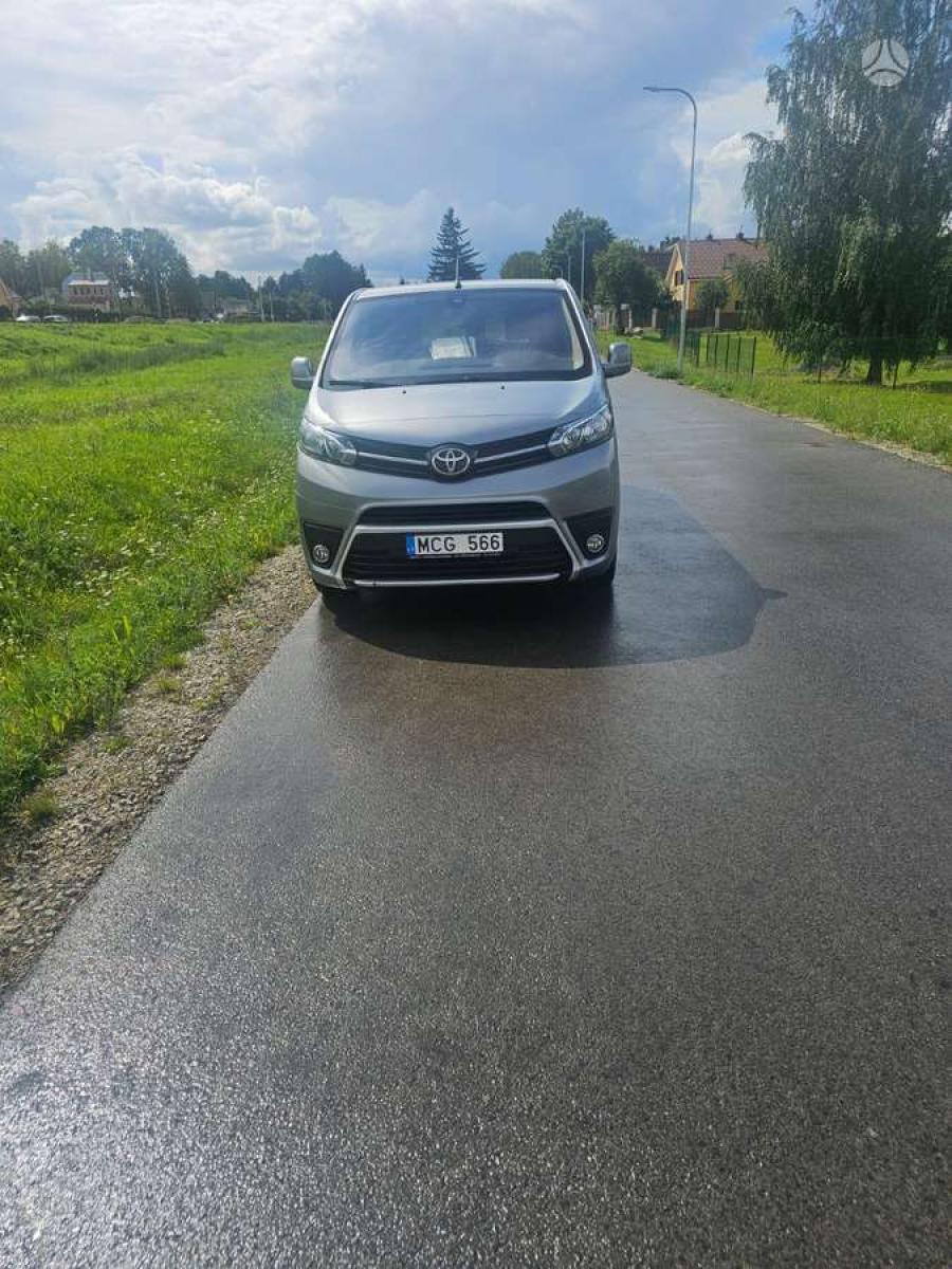 Grey Toyota proace-verso 2021 in Siauliai, with an engine capacity of 2.00 L and mileage of 144 thousand km for 20000 €, photo 1 on AUTOMOTO.COM.LV