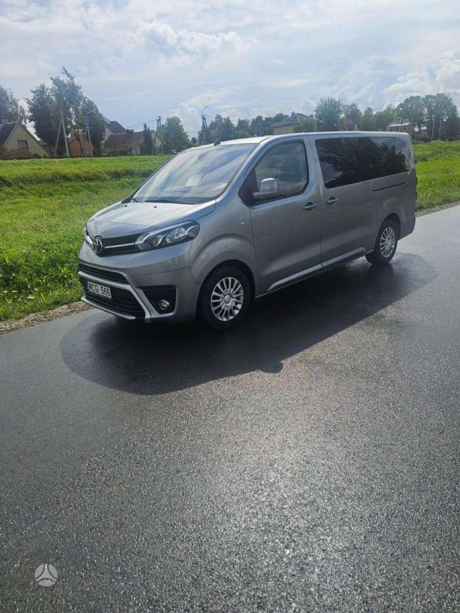Grey Toyota proace-verso 2021 in Siauliai, with an engine capacity of 2.00 L and mileage of 144 thousand km for 20000 €, photo 4 on AUTOMOTO.COM.LV