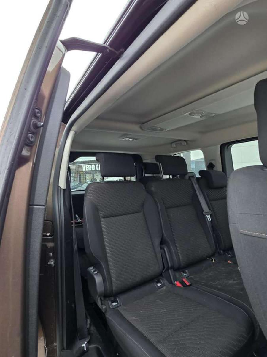 Toyota proace-verso 2019 in Kaunas, with an engine capacity of 2.00 L and mileage of 290 thousand km for 14000 €, photo 9 on AUTOMOTO.COM.LV