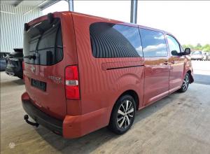 Sarkans Toyota proace-verso 2021 Klaipėda, ar dzinēja tilpumu 2.00 L un nobraukumu 136 tūkst. km par 8000 €, foto 5 vietnē AUTOMOTO.COM.LV