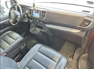 Sarkans Toyota proace-verso 2021 Klaipėda, ar dzinēja tilpumu 2.00 L un nobraukumu 136 tūkst. km par 8000 €, foto 7 vietnē AUTOMOTO.COM.LV