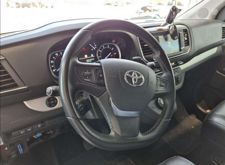 Sarkans Toyota proace-verso 2021 Klaipėda, ar dzinēja tilpumu 2.00 L un nobraukumu 136 tūkst. km par 8000 €, foto 14 vietnē AUTOMOTO.COM.LV