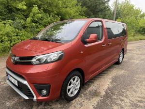 Красный Тойота Proace Verso 2017 в Вильнюс, объемом двигателя 2.00 л и пробегом 176 тыс. км за 9900 €, фото  на AUTOMOTO.COM.LV