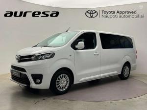 Balts Toyota proace-verso 2017 Panevēža, ar dzinēja tilpumu 2.00 L un nobraukumu 128 tūkst. km par 19990 €, foto  vietnē AUTOMOTO.COM.LV