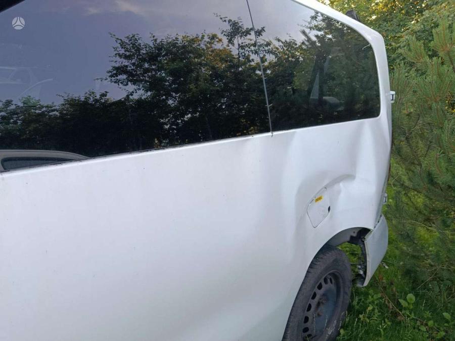 Balts Toyota proace-verso 2019 Viļņa, ar dzinēja tilpumu 1.50 L un nobraukumu 48 tūkst. km par 12100 €, foto 5 vietnē AUTOMOTO.COM.LV