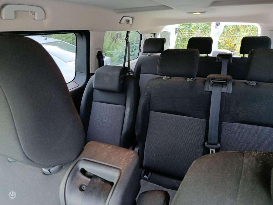 Balts Toyota proace-verso 2019 Viļņa, ar dzinēja tilpumu 1.50 L un nobraukumu 48 tūkst. km par 12100 €, foto 10 vietnē AUTOMOTO.COM.LV