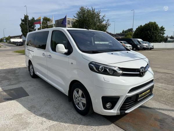 Balts Toyota proace-verso 2019 Telšiai, ar dzinēja tilpumu 1.50 L un nobraukumu 214 tūkst. km par 12900 €, foto 3 vietnē AUTOMOTO.COM.LV