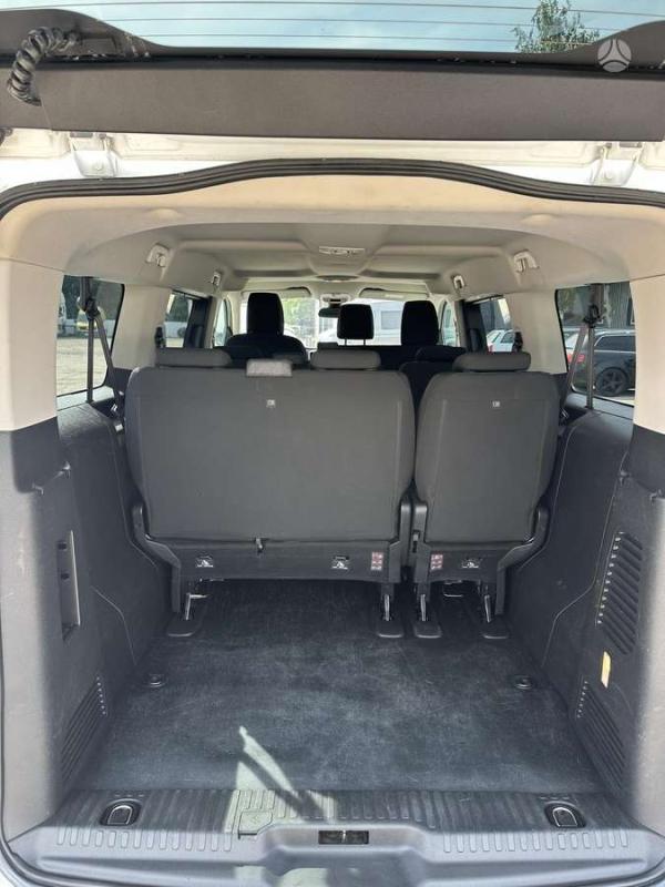 Balts Toyota proace-verso 2019 Telšiai, ar dzinēja tilpumu 1.50 L un nobraukumu 214 tūkst. km par 12900 €, foto 9 vietnē AUTOMOTO.COM.LV