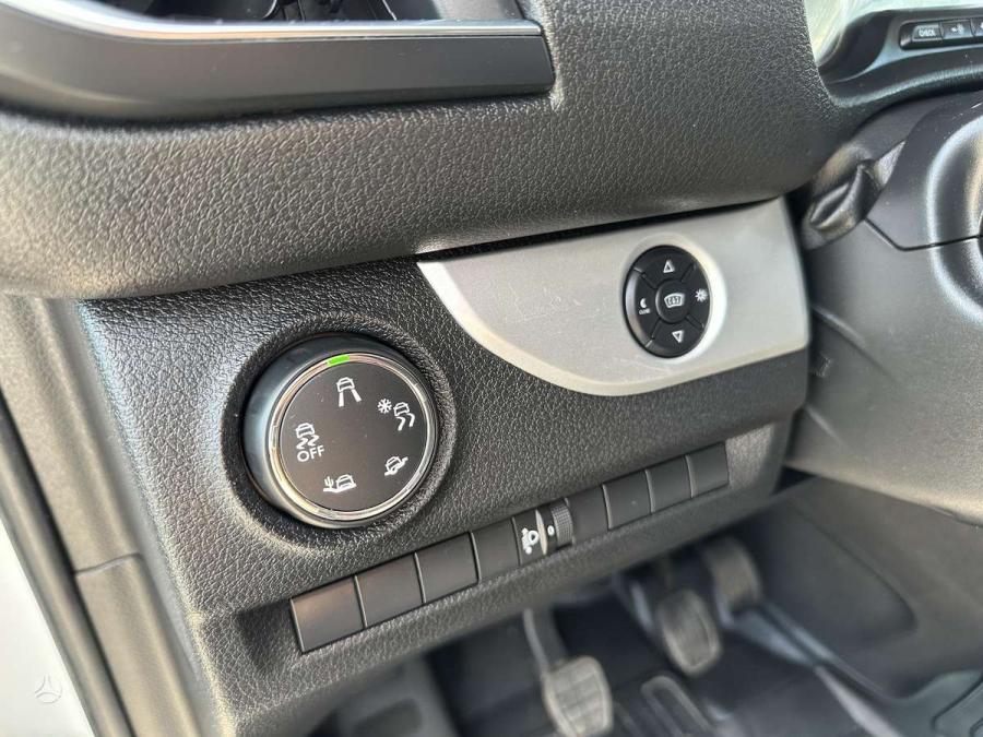 Белый Тойота Proace Verso 2019 в Тельшяй, объемом двигателя 1.50 л и пробегом 214 тыс. км за 12900 €, фото 18 на AUTOMOTO.COM.LV