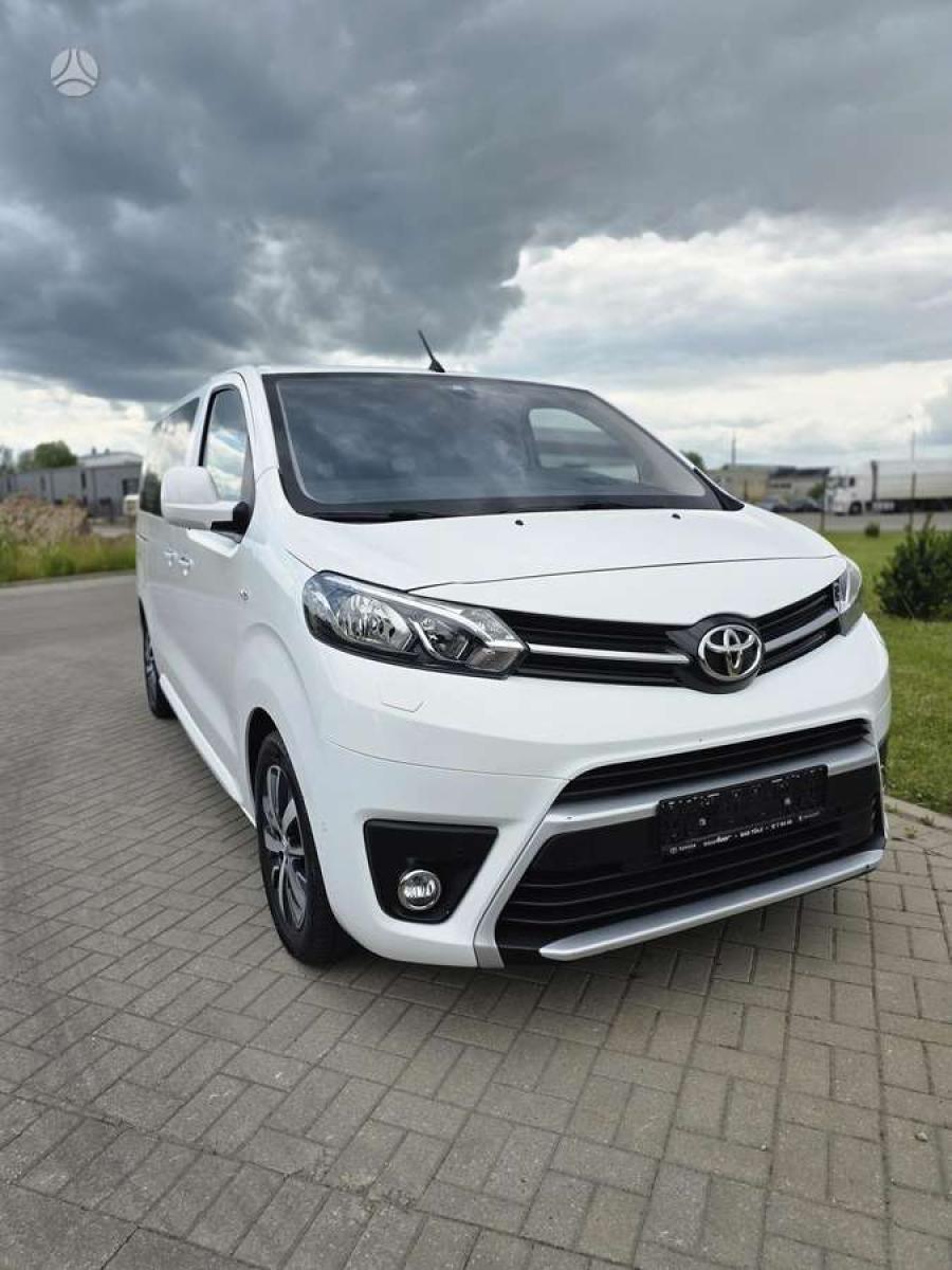 Balts Toyota proace-verso 2019 Panevēža, ar dzinēja tilpumu 2.00 L un nobraukumu 139 tūkst. km par 19360 €, foto 1 vietnē AUTOMOTO.COM.LV