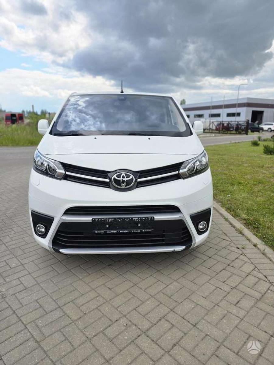 Balts Toyota proace-verso 2019 Panevēža, ar dzinēja tilpumu 2.00 L un nobraukumu 139 tūkst. km par 19360 €, foto 3 vietnē AUTOMOTO.COM.LV