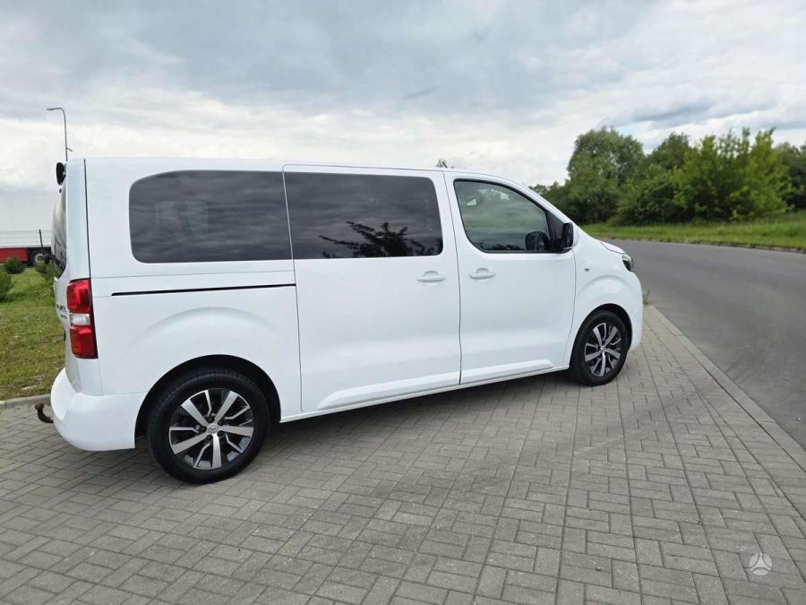 Balts Toyota proace-verso 2019 Panevēža, ar dzinēja tilpumu 2.00 L un nobraukumu 139 tūkst. km par 19360 €, foto 7 vietnē AUTOMOTO.COM.LV