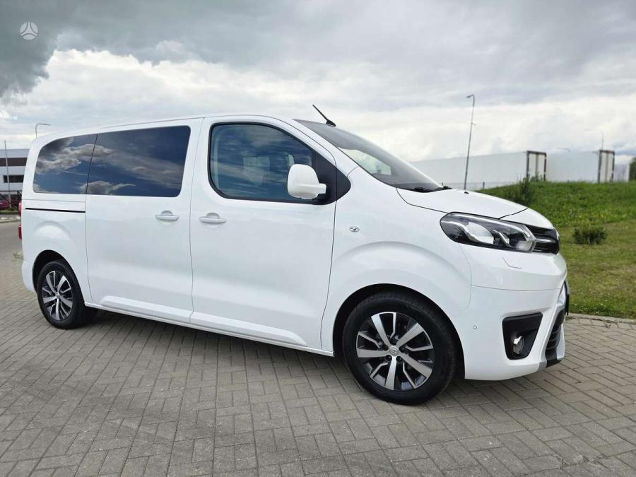 Balts Toyota proace-verso 2019 Panevēža, ar dzinēja tilpumu 2.00 L un nobraukumu 139 tūkst. km par 19360 €, foto 10 vietnē AUTOMOTO.COM.LV