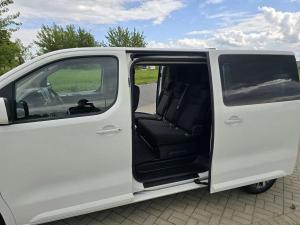Balts Toyota proace-verso 2019 Panevēža, ar dzinēja tilpumu 2.00 L un nobraukumu 139 tūkst. km par 19360 €, foto 18 vietnē AUTOMOTO.COM.LV