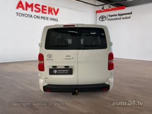 White Toyota Proace 2022 in Parnu, with an engine capacity of 2.00 L and mileage of 146 thousand km for 27490 €, photo 5 on AUTOMOTO.COM.LV