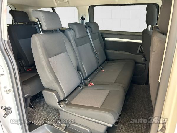 White Toyota Proace 2022 in Parnu, with an engine capacity of 2.00 L and mileage of 146 thousand km for 27490 €, photo 7 on AUTOMOTO.COM.LV