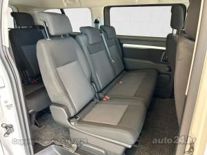 White Toyota Proace 2022 in Parnu, with an engine capacity of 2.00 L and mileage of 146 thousand km for 27490 €, photo 8 on AUTOMOTO.COM.LV