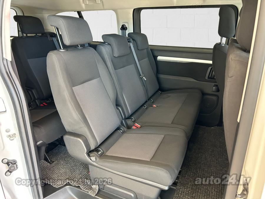 White Toyota Proace 2022 in Parnu, with an engine capacity of 2.00 L and mileage of 146 thousand km for 27490 €, photo 8 on AUTOMOTO.COM.LV