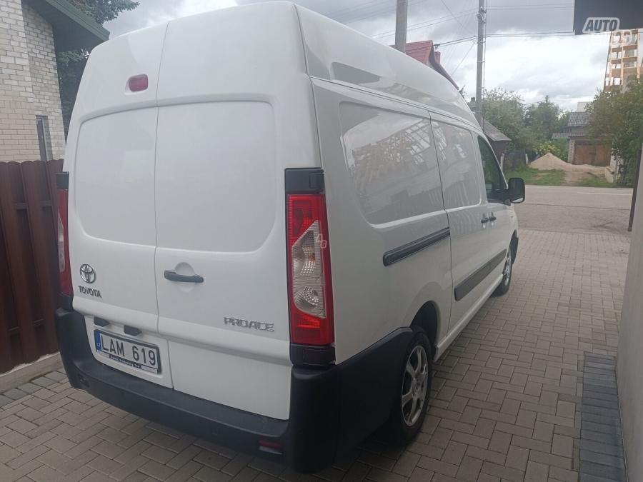 White Toyota Proace 2015 in Kaunas, with an engine capacity of 2.00 L and mileage of 162 thousand km for 4000 €, photo 6 on AUTOMOTO.COM.LV