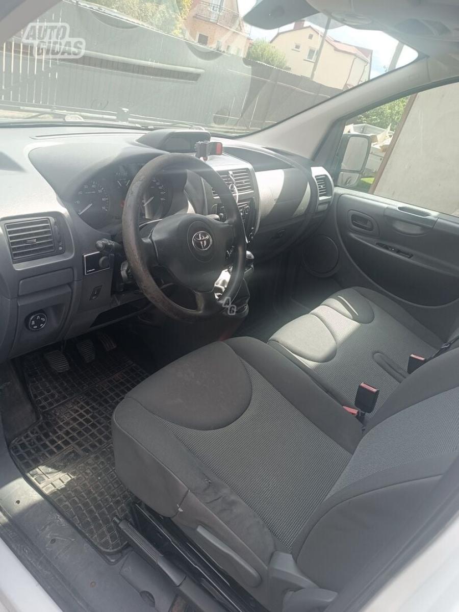 White Toyota Proace 2015 in Kaunas, with an engine capacity of 2.00 L and mileage of 162 thousand km for 4000 €, photo 9 on AUTOMOTO.COM.LV