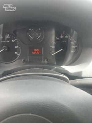 White Toyota Proace 2015 in Kaunas, with an engine capacity of 2.00 L and mileage of 162 thousand km for 4000 €, photo 11 on AUTOMOTO.COM.LV