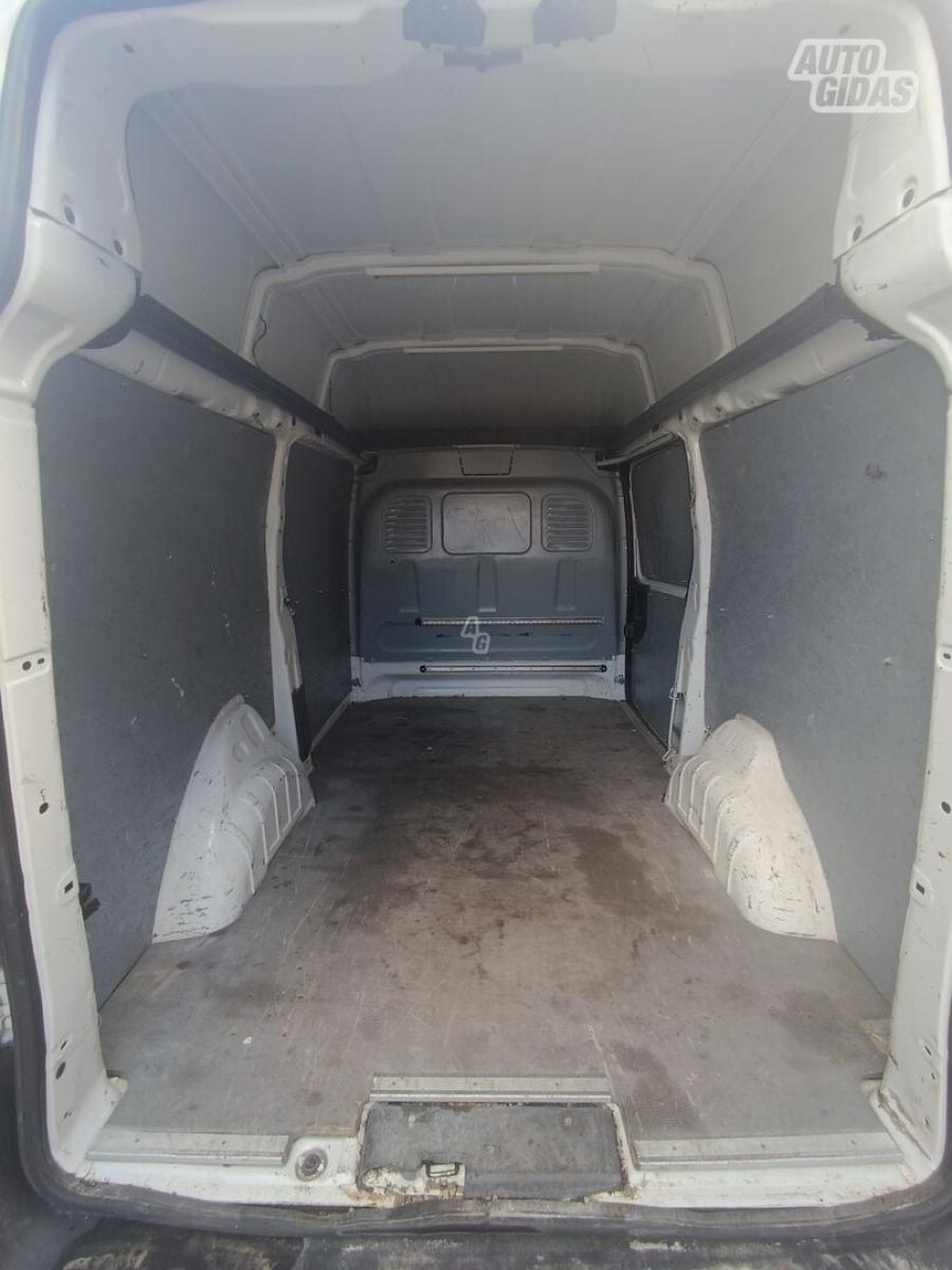 White Toyota Proace 2015 in Kaunas, with an engine capacity of 2.00 L and mileage of 162 thousand km for 4000 €, photo 13 on AUTOMOTO.COM.LV
