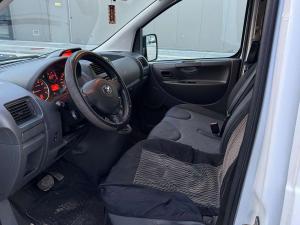 Balts Toyota Proace 2015 Viļņa, ar dzinēja tilpumu 2.00 L un nobraukumu 237 tūkst. km par 4400 €, foto 8 vietnē AUTOMOTO.COM.LV